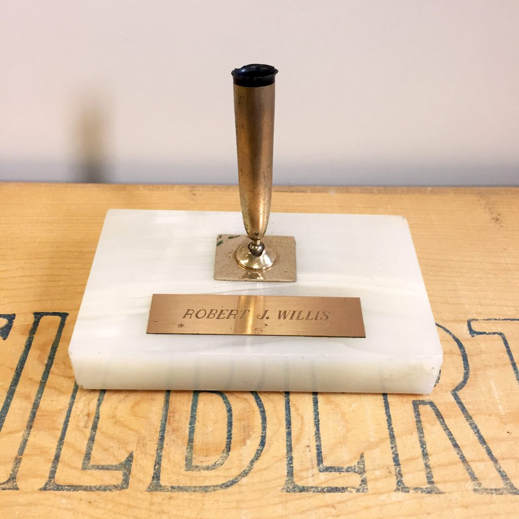 Vintage Marble Pen Stand 3×5 with name plaque Robert J. Willis – White ...